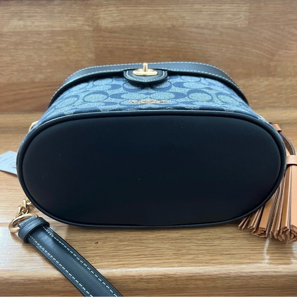 Coach | Bags | Coach C865 Kay Crossbody In Signature Chambray In ...